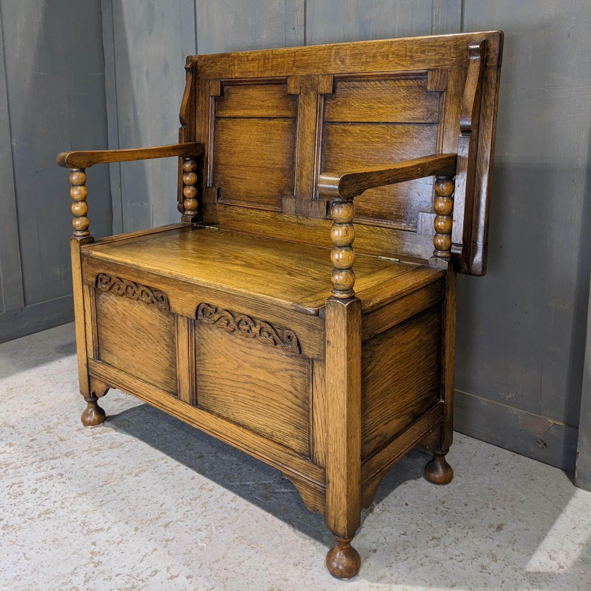 1930's Vintage Golden Oak Monks Bench with Simple Fretwork (SOLD ...