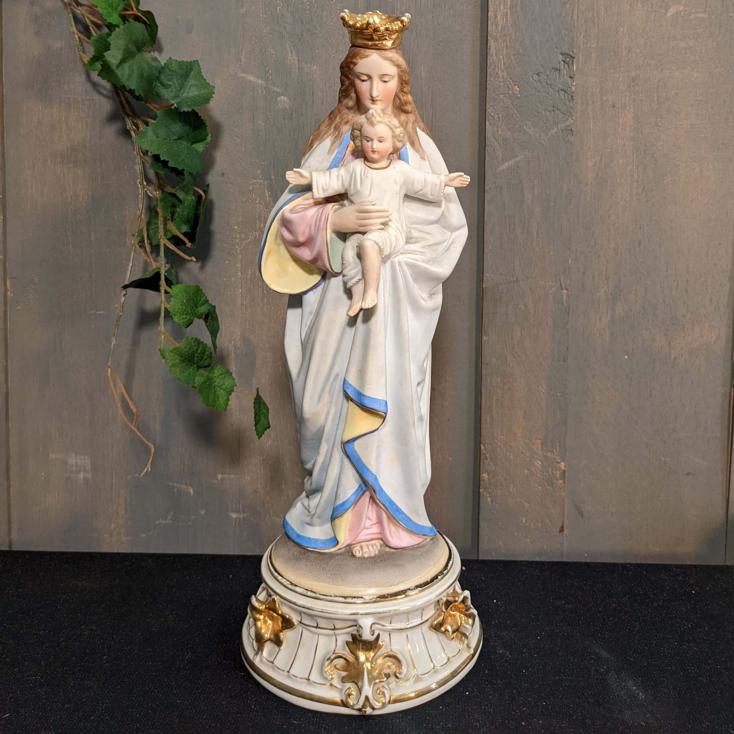 Charming 1950's Vintage Traditional Style Madonna Virgin & Child ...