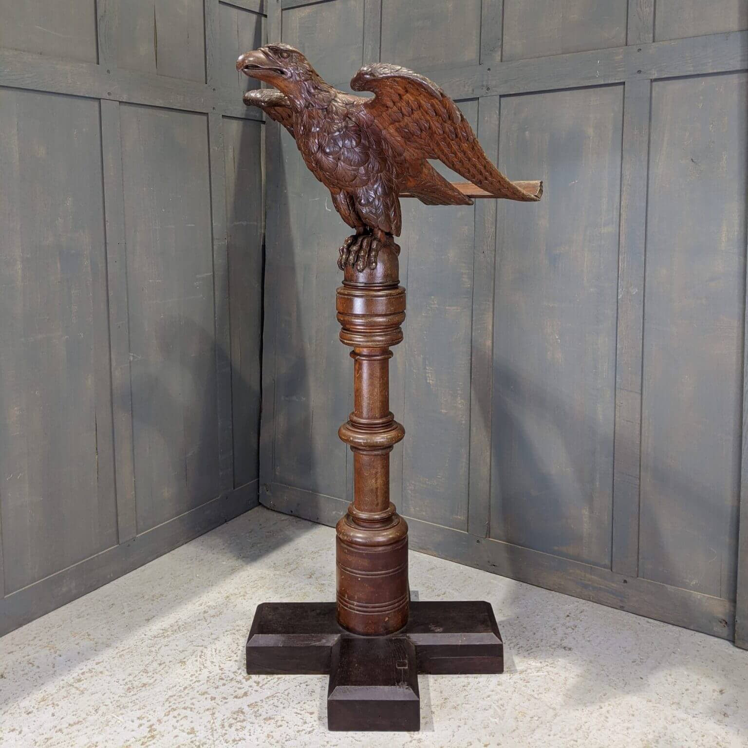 Antique Carved Oak Eagle Church Lectern (SOLD) - Antique Church Furnishings
