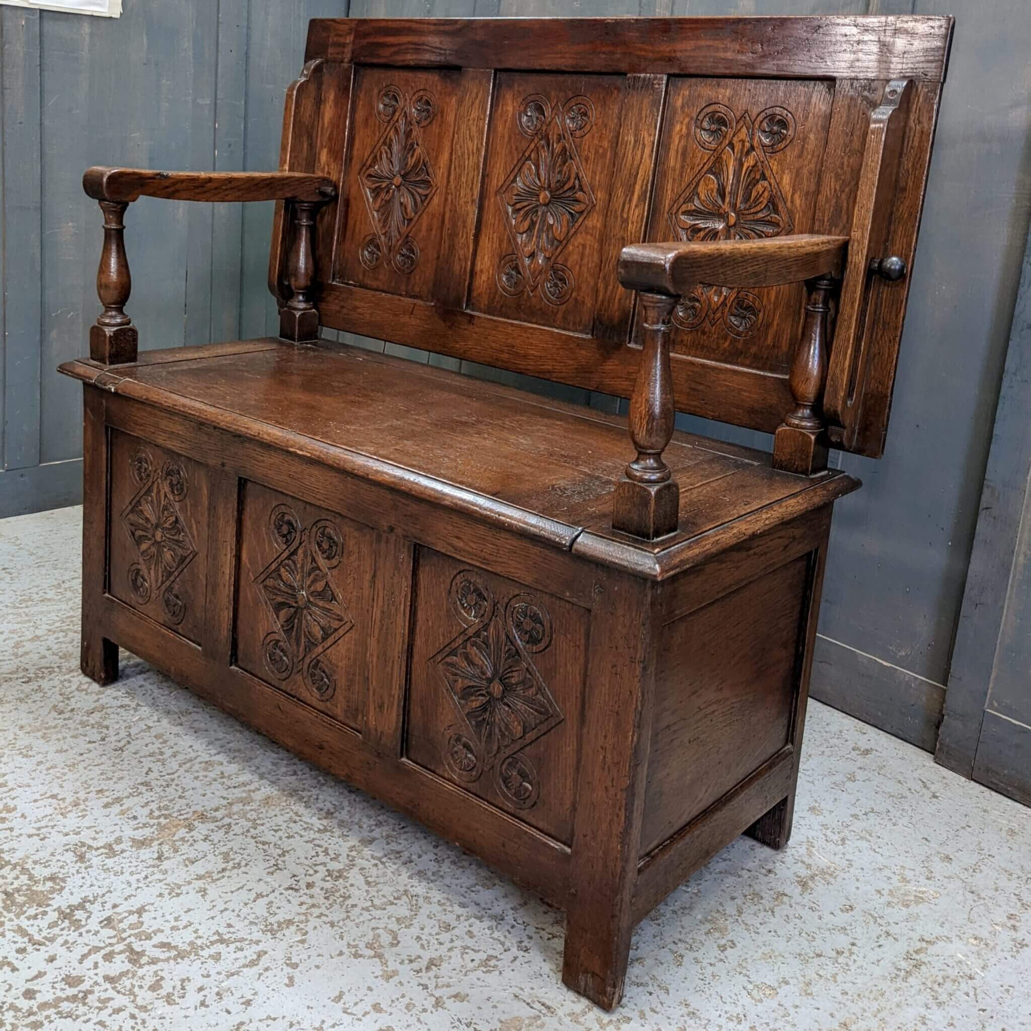 Vintage Carved Oak Tudor Style Monks Bench (SOLD) - Antique Church ...