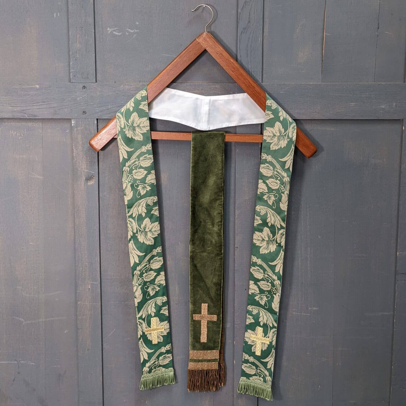 Vintage Green Stole & Damask Dark Green Velvet Maniple with Bullion ...