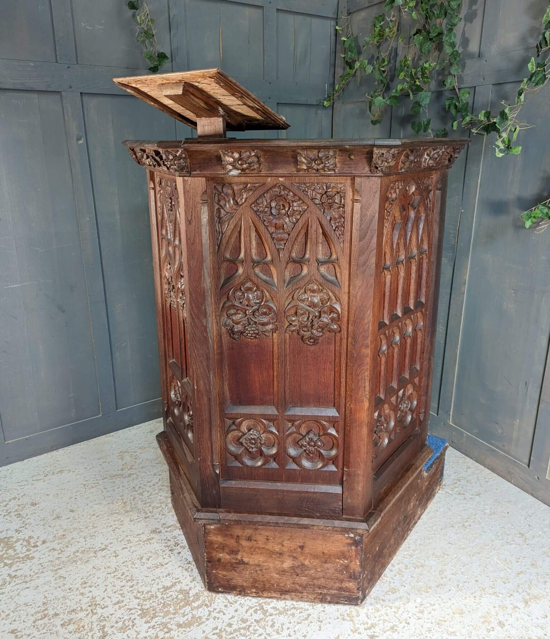 Small Highly Ornate Antique Gothic Oak Chuch Pulpit (SOLD) - Antique ... Small Highly Ornate Antique Gothic Oak Chuch Pulpit (SOLD) - Antique ...