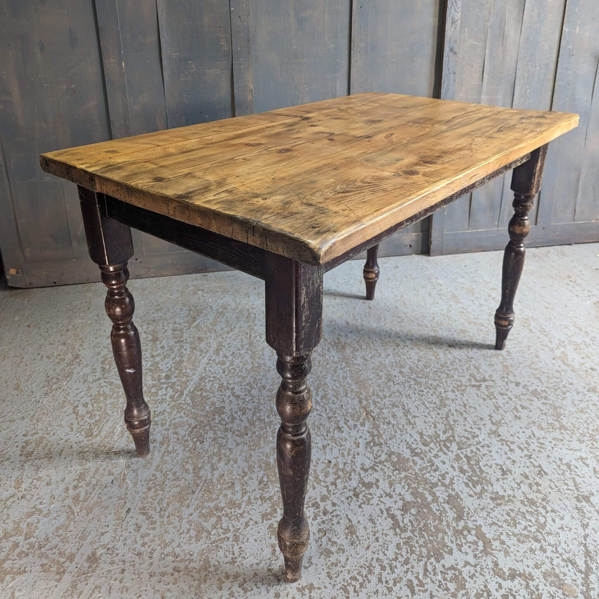 Tables - Antique/Old - Antique Church Furnishings