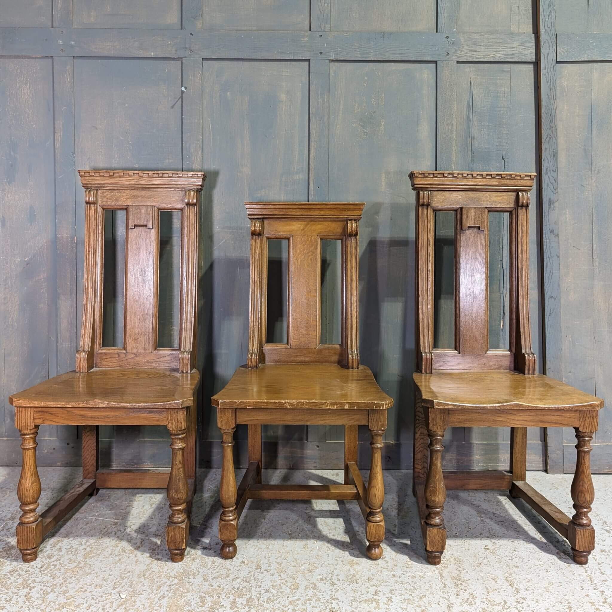 Clergy Chairs - Antique Church Furnishings