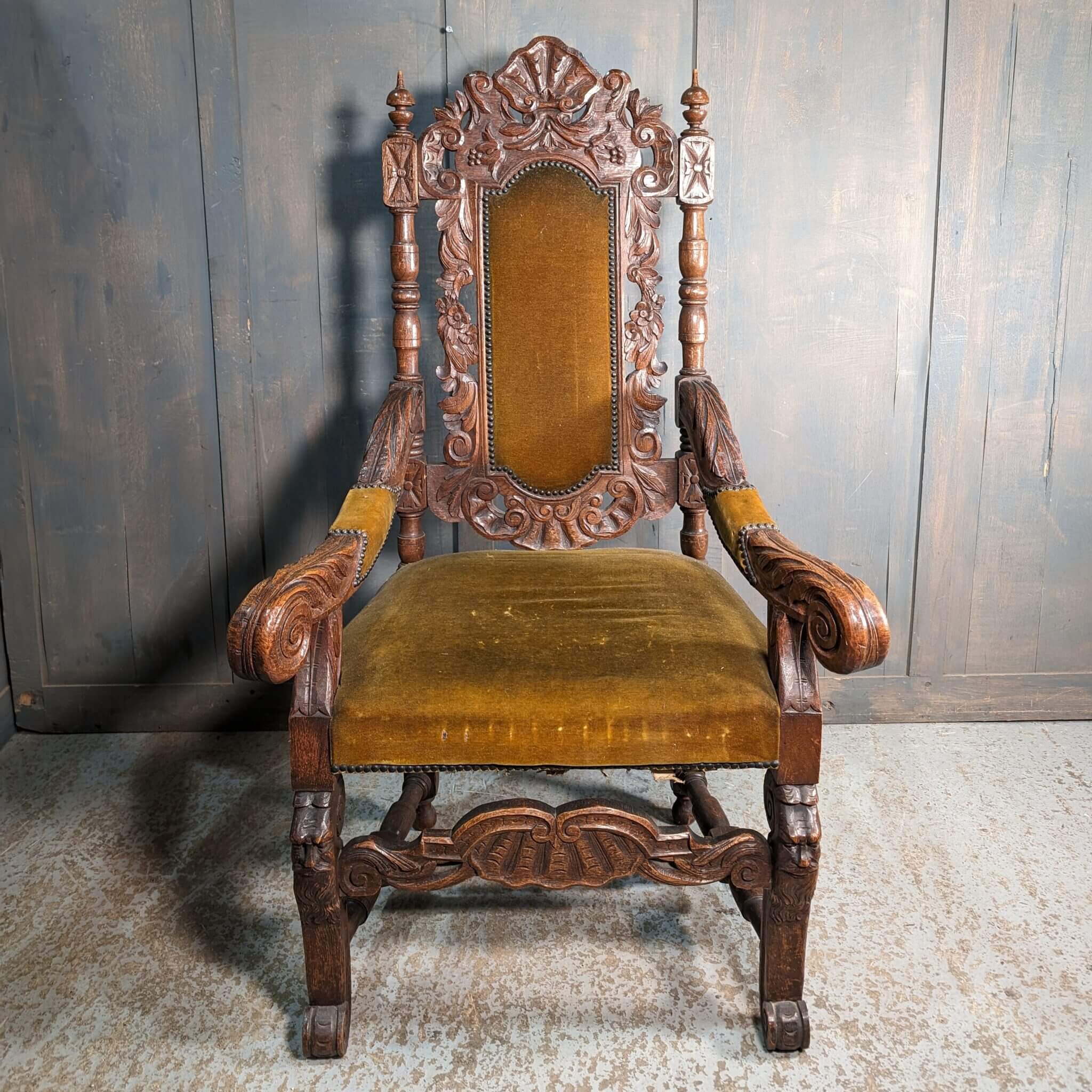 Clergy Chairs - Antique Church Furnishings