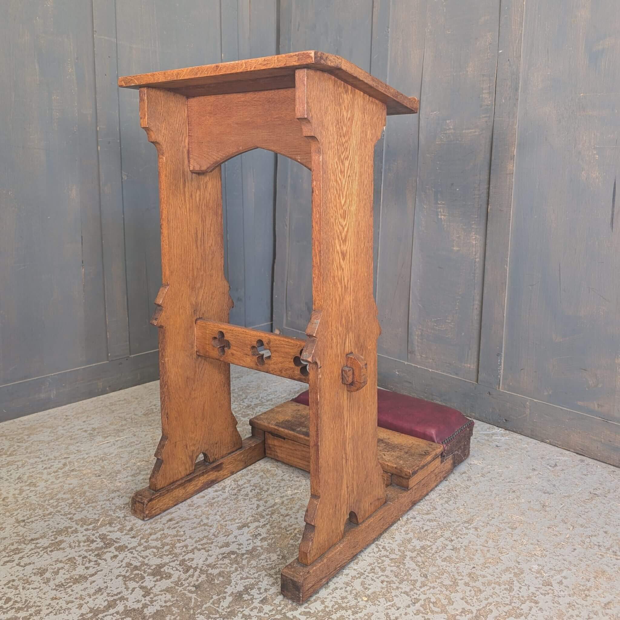 Prayer Desks, Prie Dieux & Kneelers - Antique Church Furnishings