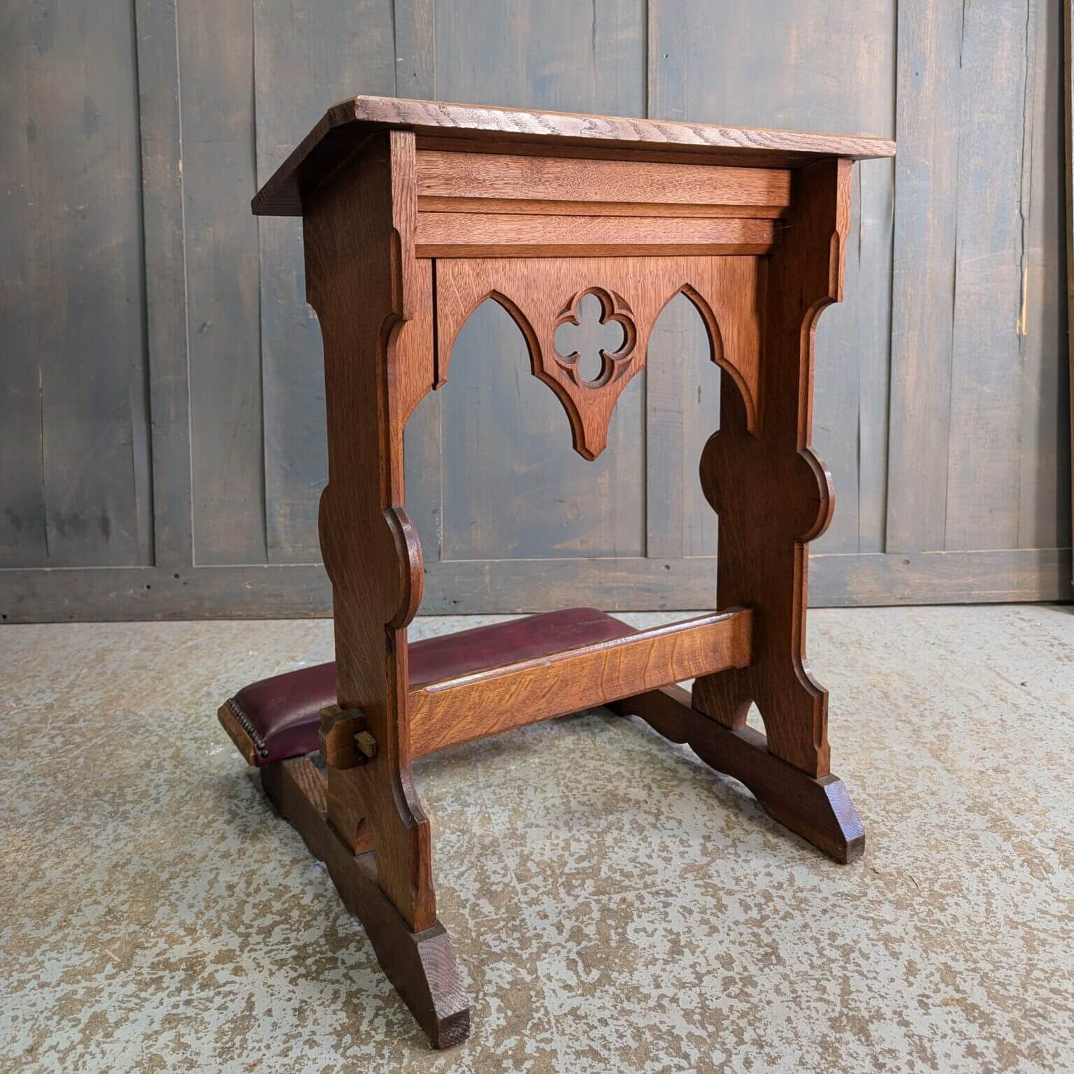 Prayer Desks, Prie Dieux & Kneelers - Antique Church Furnishings