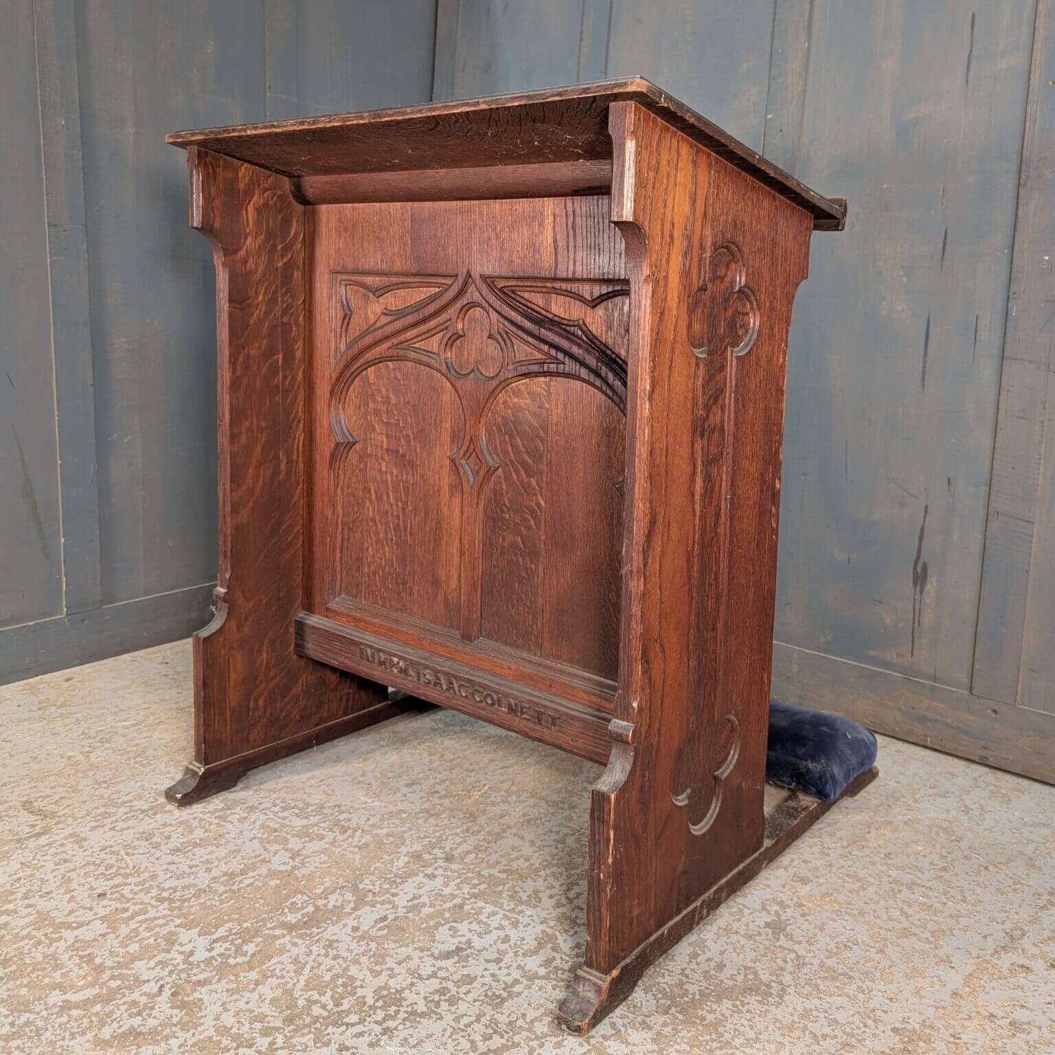 Prayer Desks, Prie Dieux & Kneelers - Antique Church Furnishings